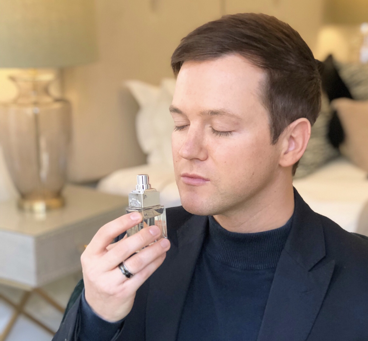 The Perfume Studio – London – BLU BLAZER GUY