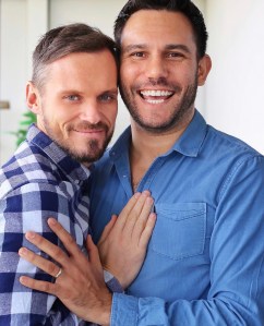 Top Gay Bloggers & Influencers – BLU BLAZER GUY